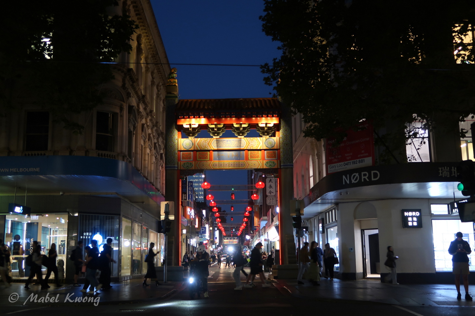 Solo Dining, Solitude and Chineseness – Mabel Kwong
